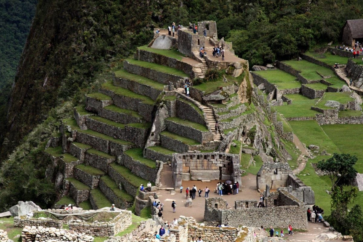 Seven Wonders of the World: Must-Visit Historic Landmarks