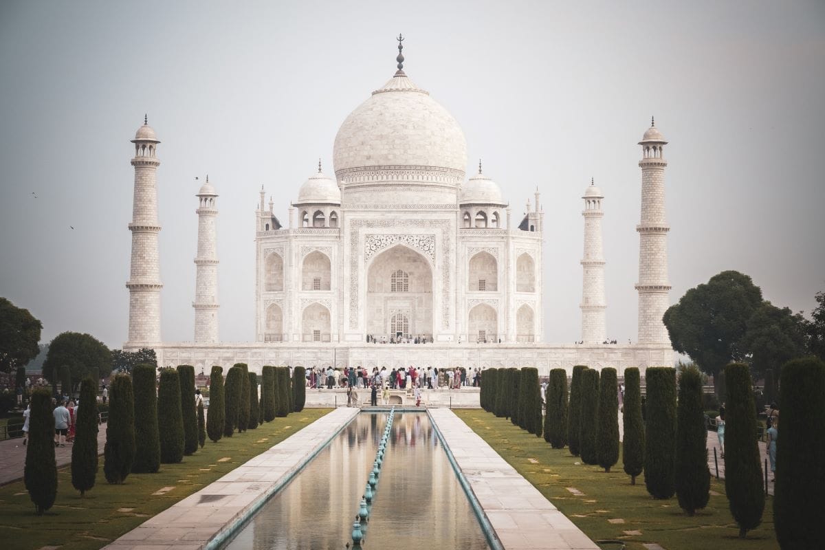 Seven Wonders of the World: Must-Visit Historic Landmarks